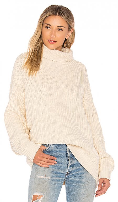 How to Style Oversized Sweater | Style Tips for Women | Lugako