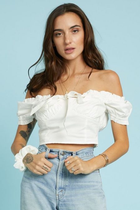 How to keep off-shoulder tops in place? | Off-Shoulder Outfit Ideas ...