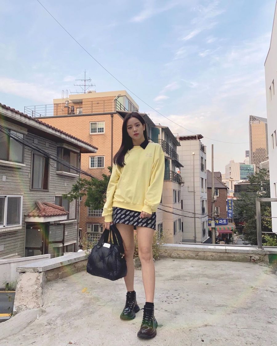 Blackpink Jisoo Fashion, Style and Outfits | Lugako