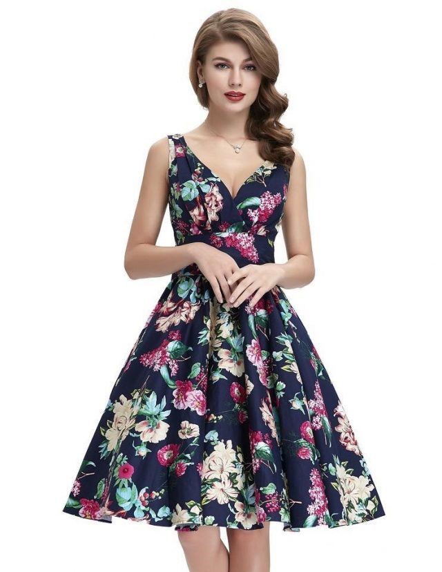 Swing Dress Outfit Ideas: How to Style It Perfectly | Lugako